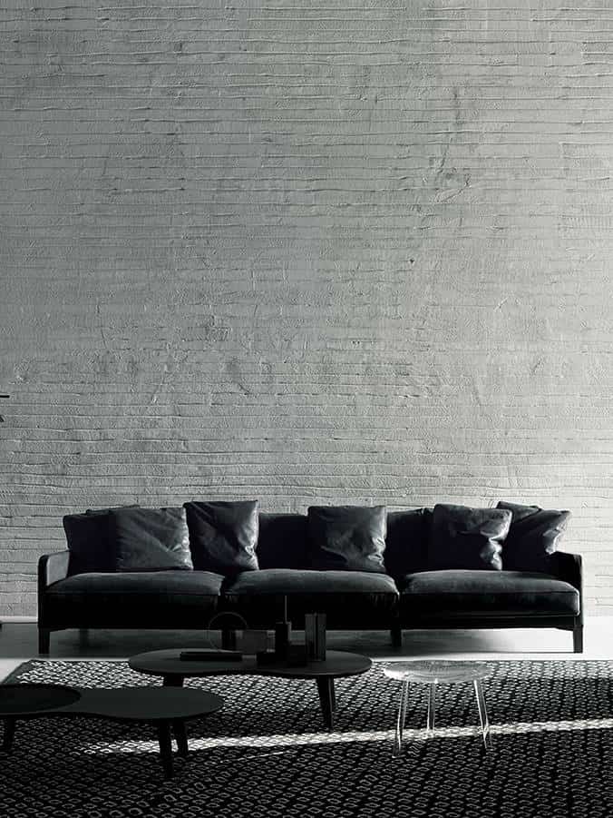 Modern linear sofas, perfect for relaxing (even in many) in front of ...