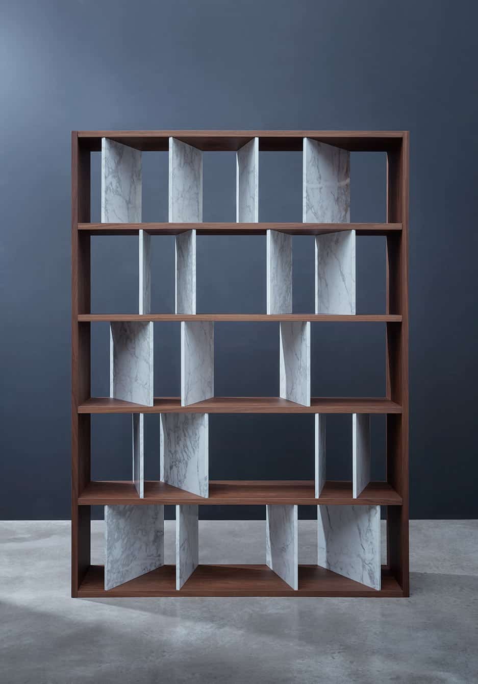 Dividing and furnishing: the advantages of a double-sided bookcase ...