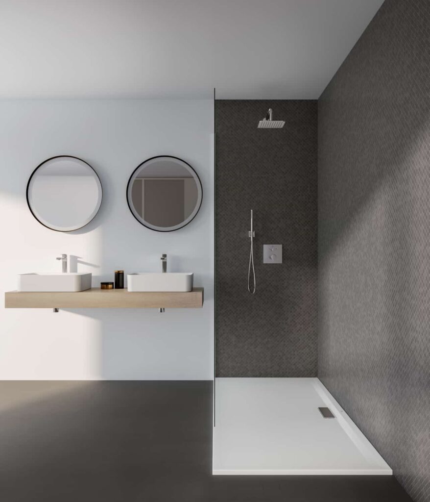 Minimalismus, Raffinesse und Charme - die begehbare Dusche ist perfekt ...